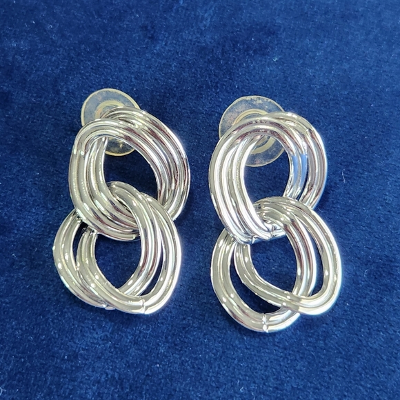 Jewelry | Vintage 9s Circle Infinity Loop Silver Dangle Earrings | Poshmark